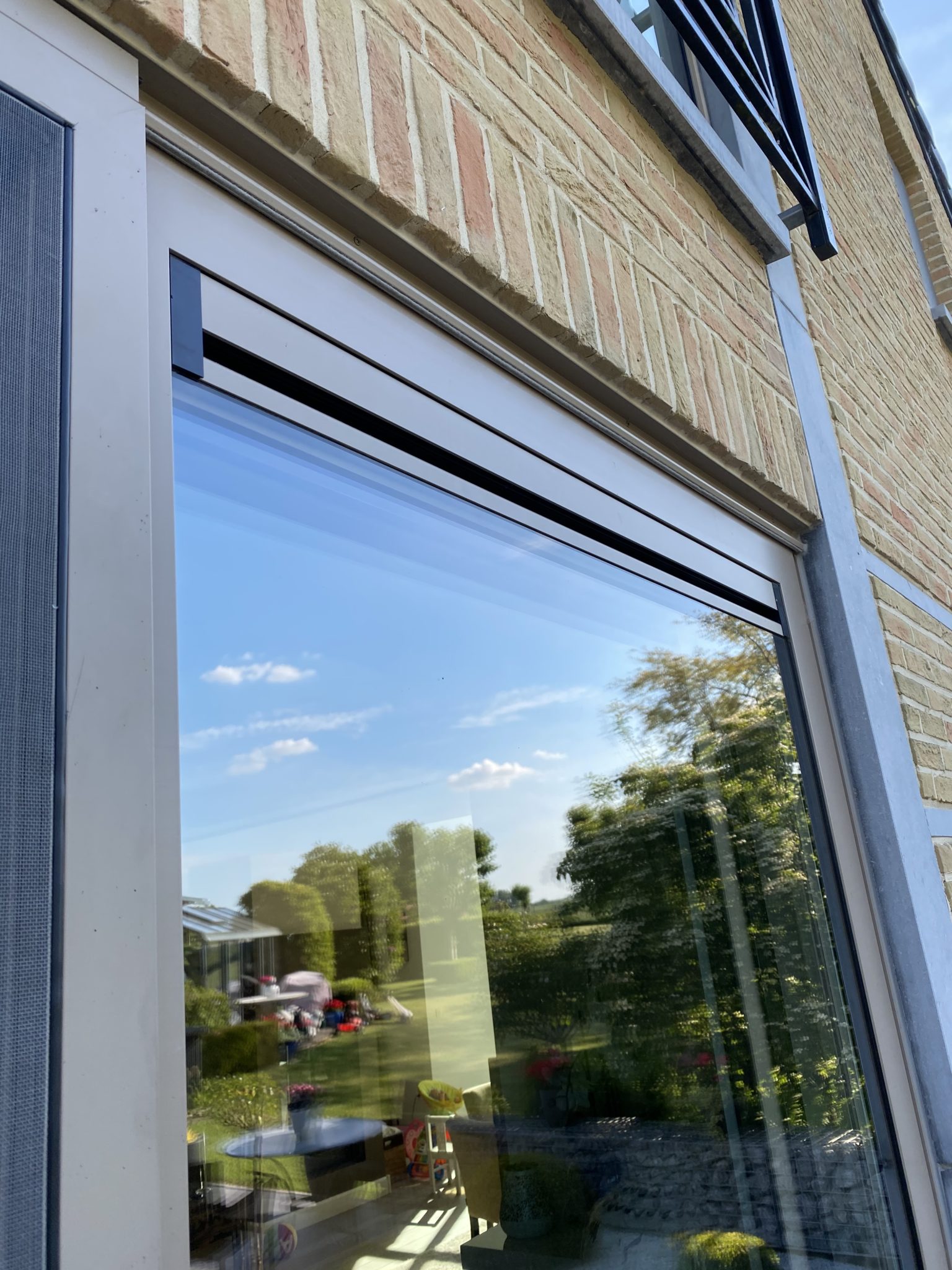 Châssis Williams - Ventilation à clapet plat réglable pour portes